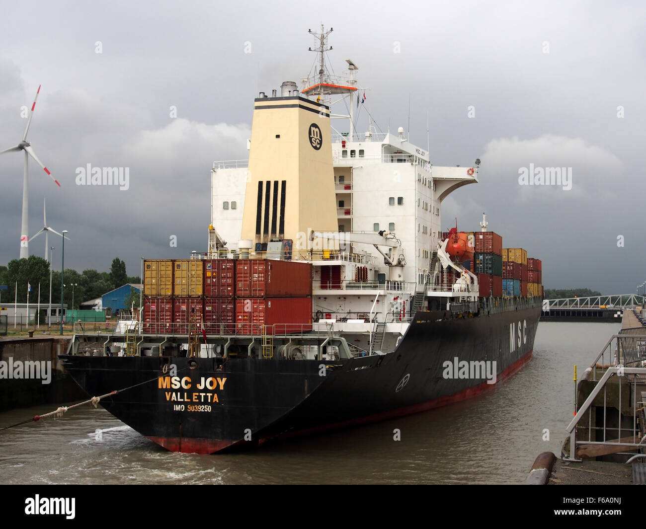The MSC Joy, operating at Zandvlietsluis in the Port of Antwerp ...