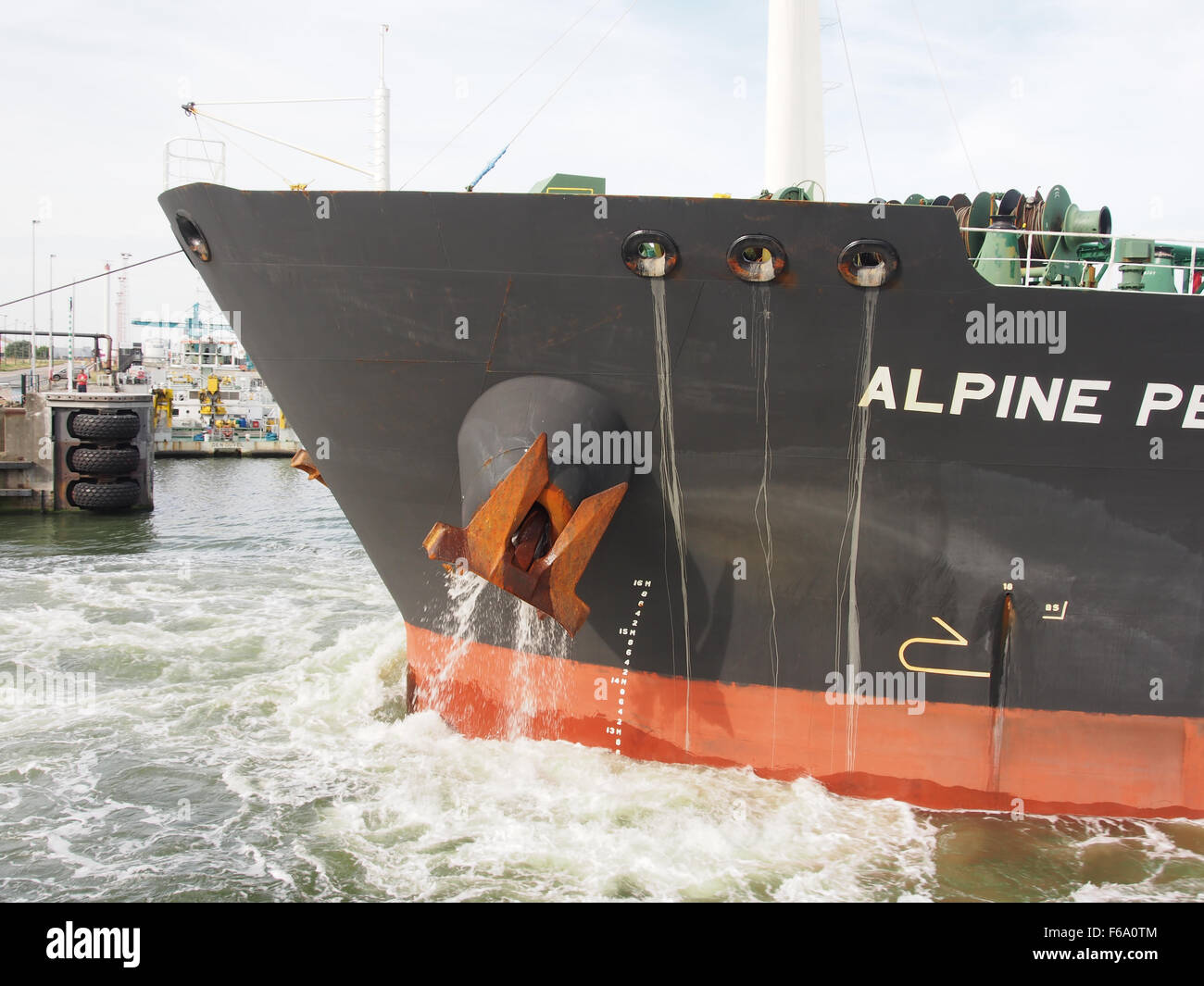 Alpine Penelope, IMO 9379301, is a container and oil tanker ship ...