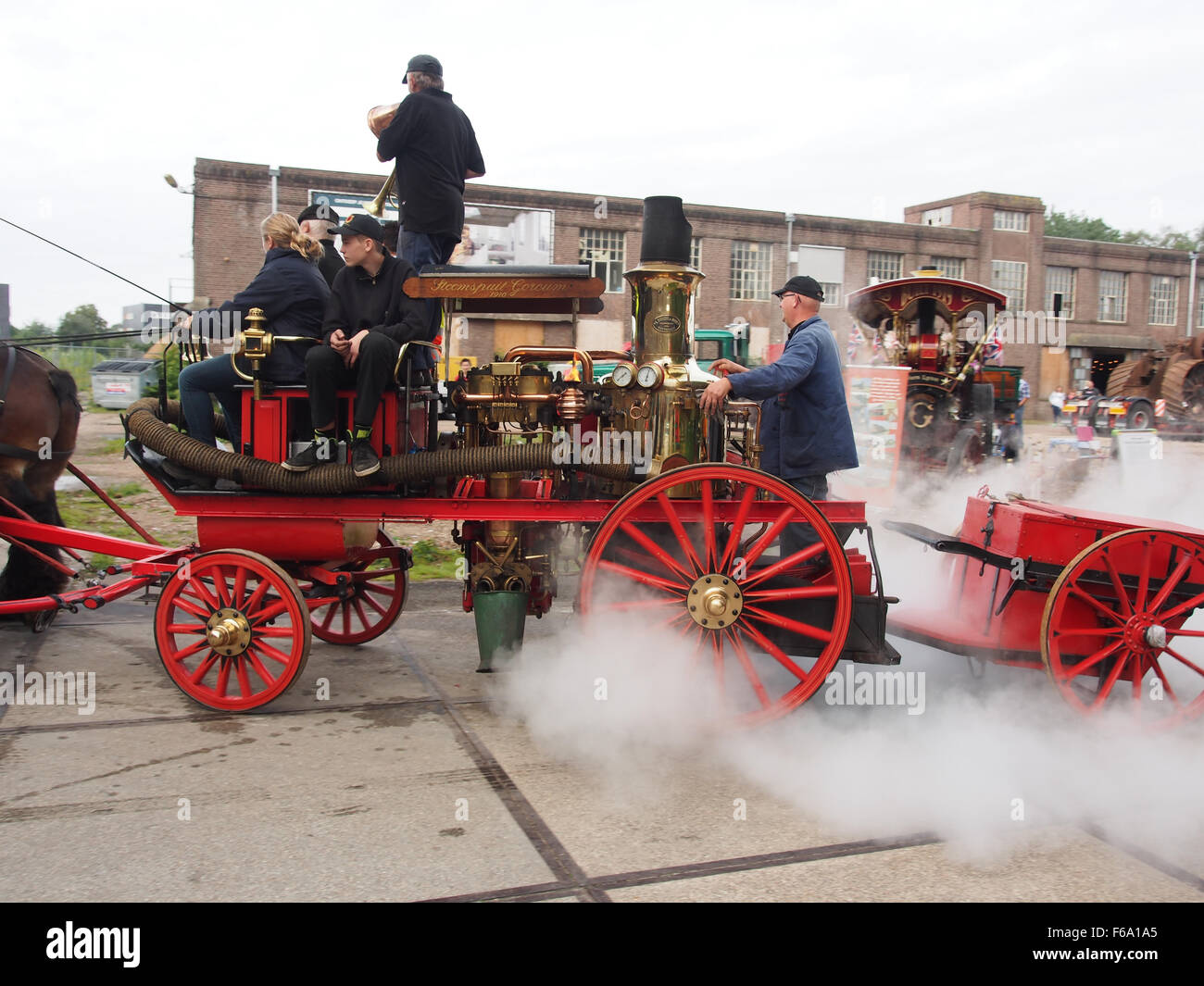Steam fire engines hi-res stock photography and images - Alamy