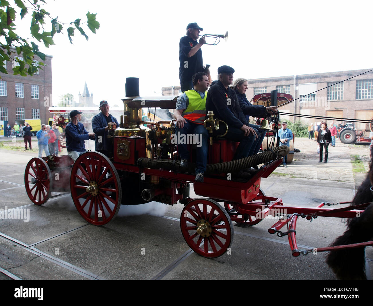 Steam fire engine hi-res stock photography and images - Alamy