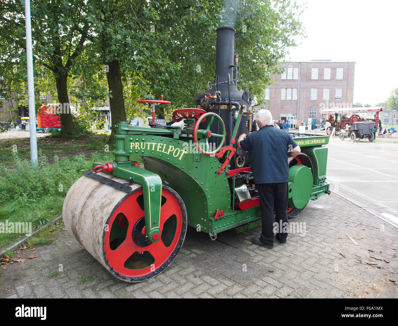 Kelly springfield hi-res stock photography and images - Alamy