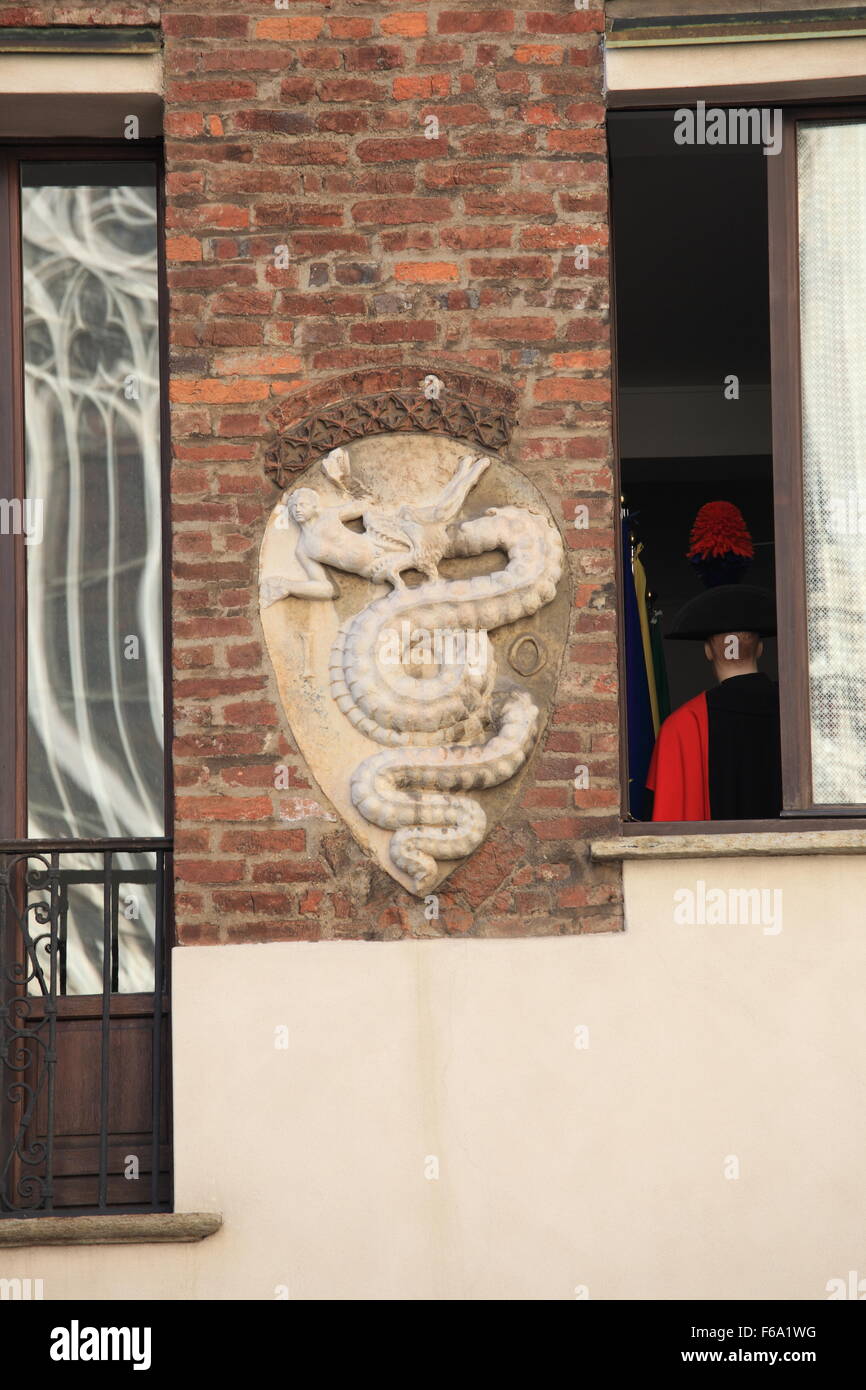 ceremonial guard in Milan Stock Photo - Alamy