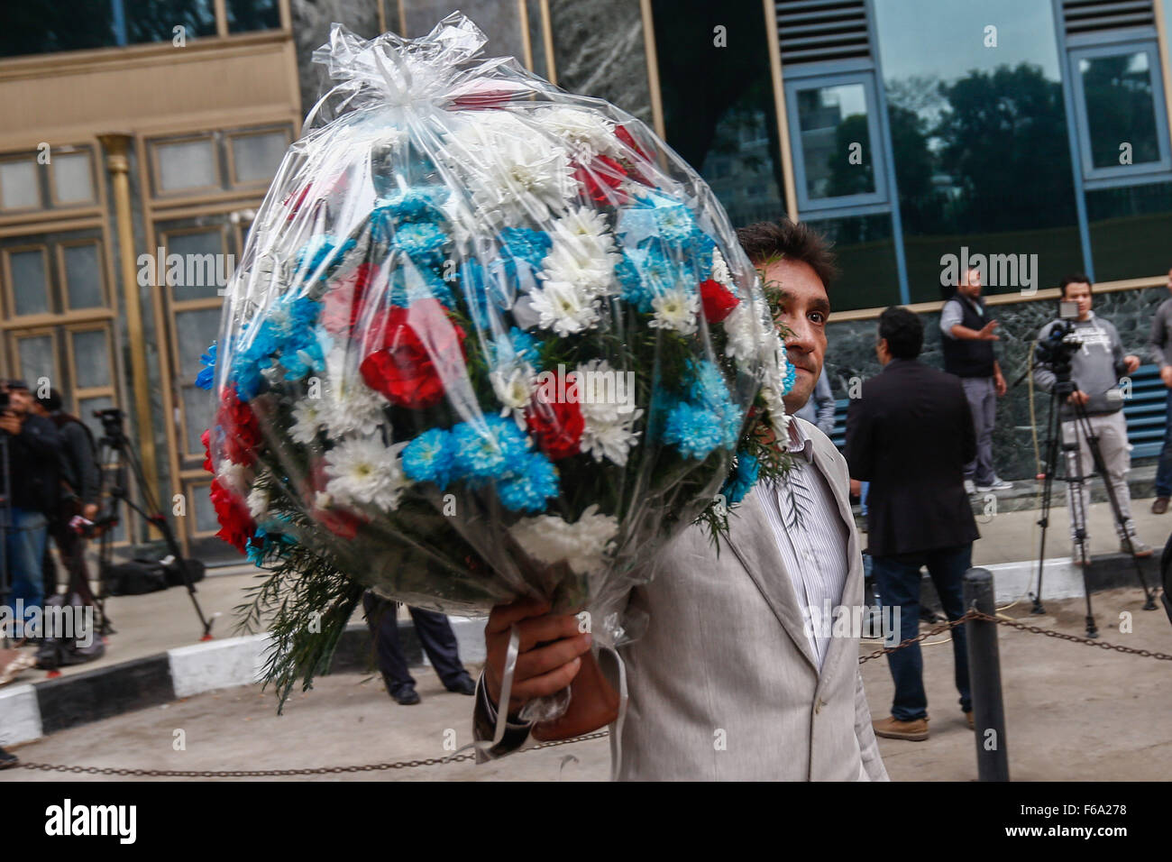 Egypt embassy paris hi-res stock photography and images - Alamy