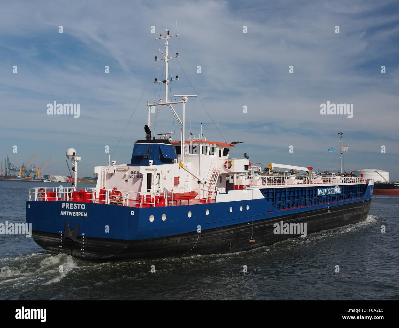 Presto, identified by ENI 06003896, operates at Boudewijnsluis in the ...