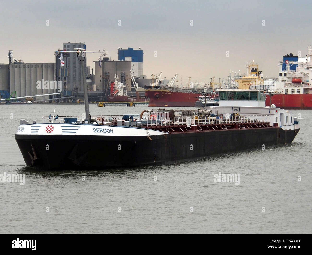 Serdon - ENI 02320108, Van Cauwelaertsluis, Port of Antwerp pic1 Stock ...