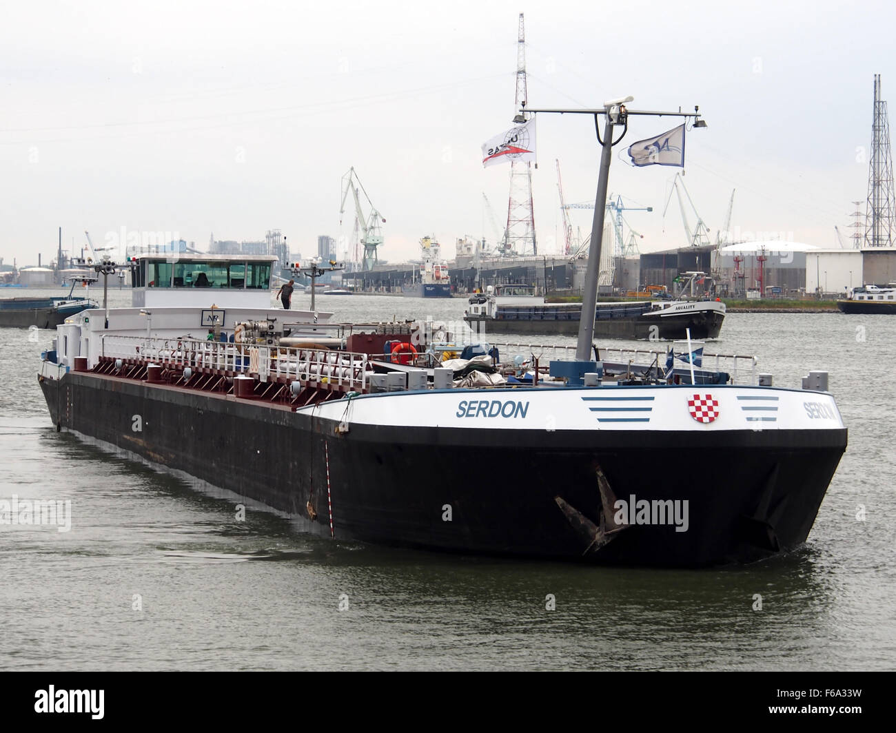 Serdon - ENI 02320108, Van Cauwelaertsluis, Port of Antwerp pic3 Stock ...
