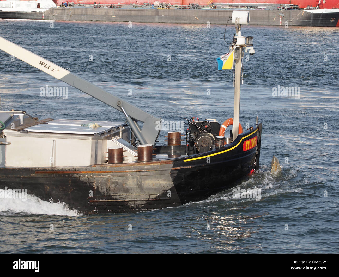 So Long (ship, 1964) - ENI 02318672, Port of Antwerp pic4 Stock Photo ...