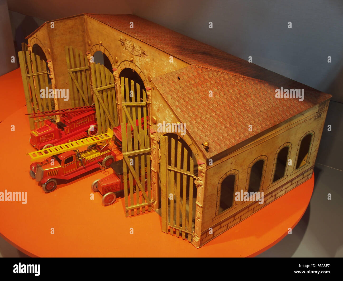 Clockwork wind-up tin toys on display at the Speelgoedmuseum Deventer ...