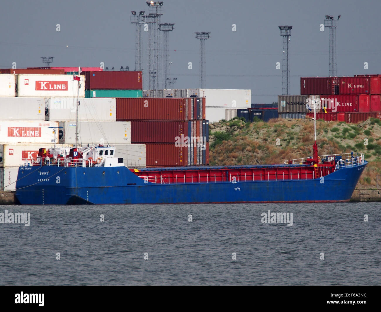 Swift logistics hi-res stock photography and images - Alamy