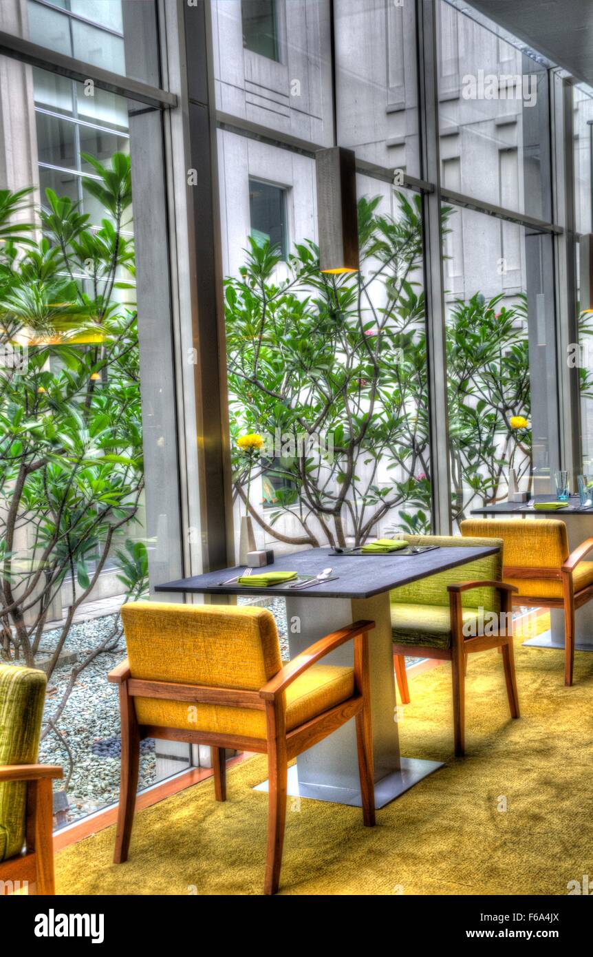 casual dining restaurant Stock Photo - Alamy
