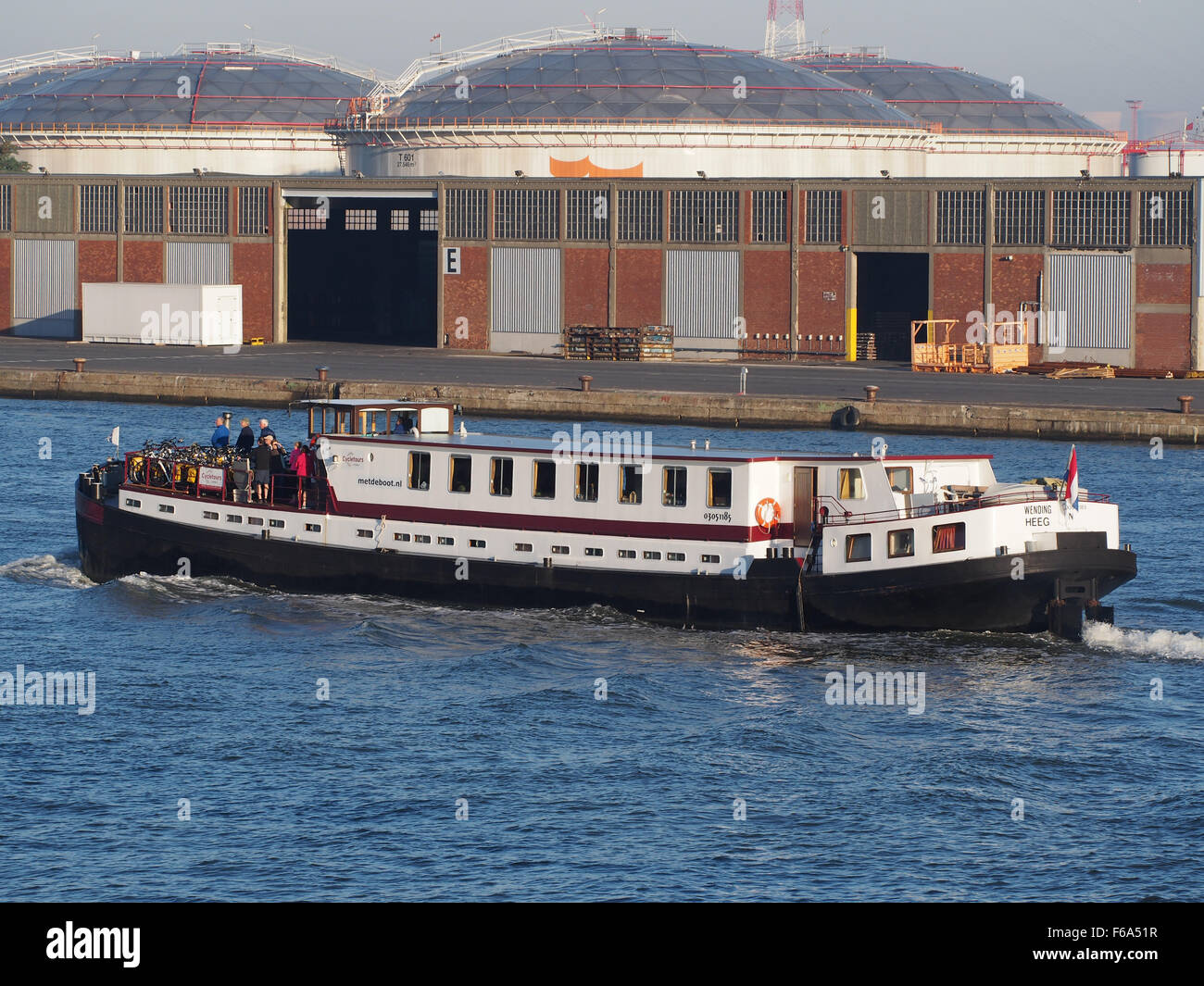 Wending hi-res stock photography and images - Alamy