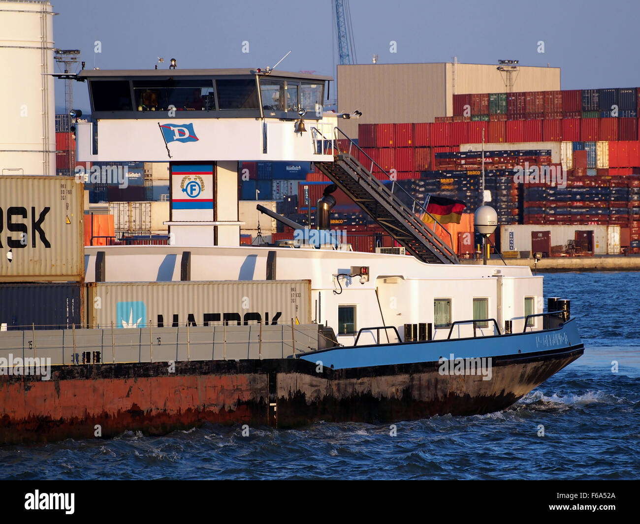 The Windeck, a vessel identified by ENI 04033450, is docked in the Port ...