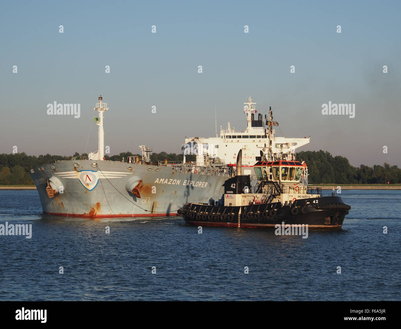 The tugboat 42 (2012) and Amazon Explorer (2002) operate in the Port of ...