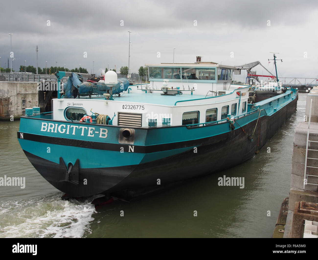 Brigitte-B, identified by ENI 02326775, is a container ship and oil ...