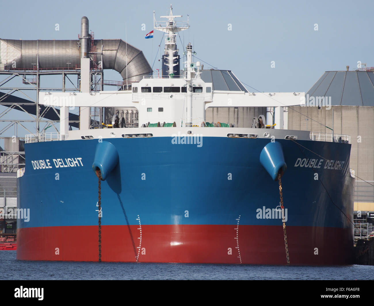 The image shows the container ship *Double Delight* (IMO 9738806 ...