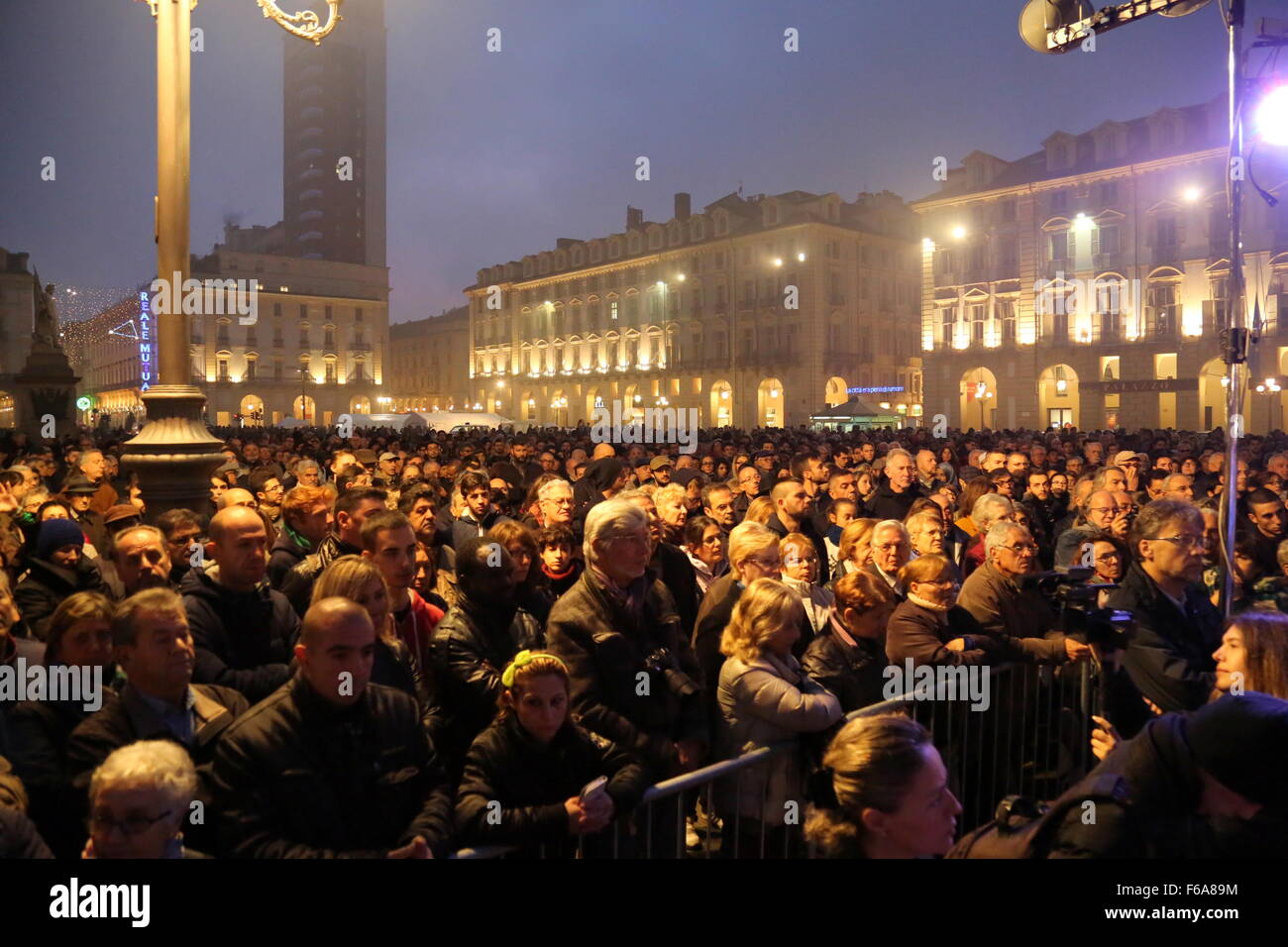 Turin, Italy. 14th Nov, 2015. Thousands of people have taken the ...