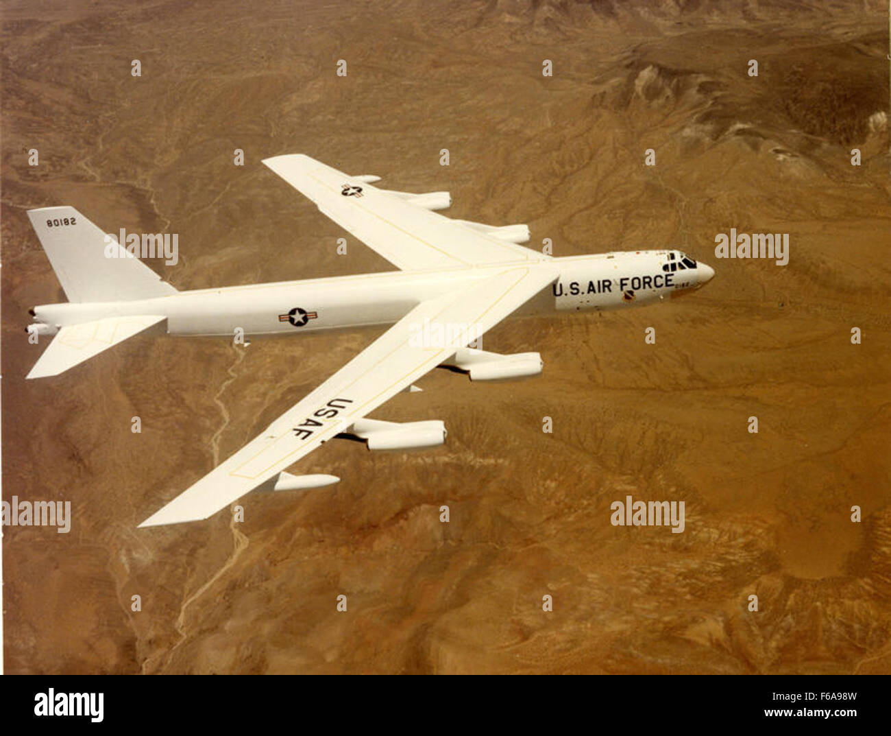B-52G All White Stock Photo - Alamy