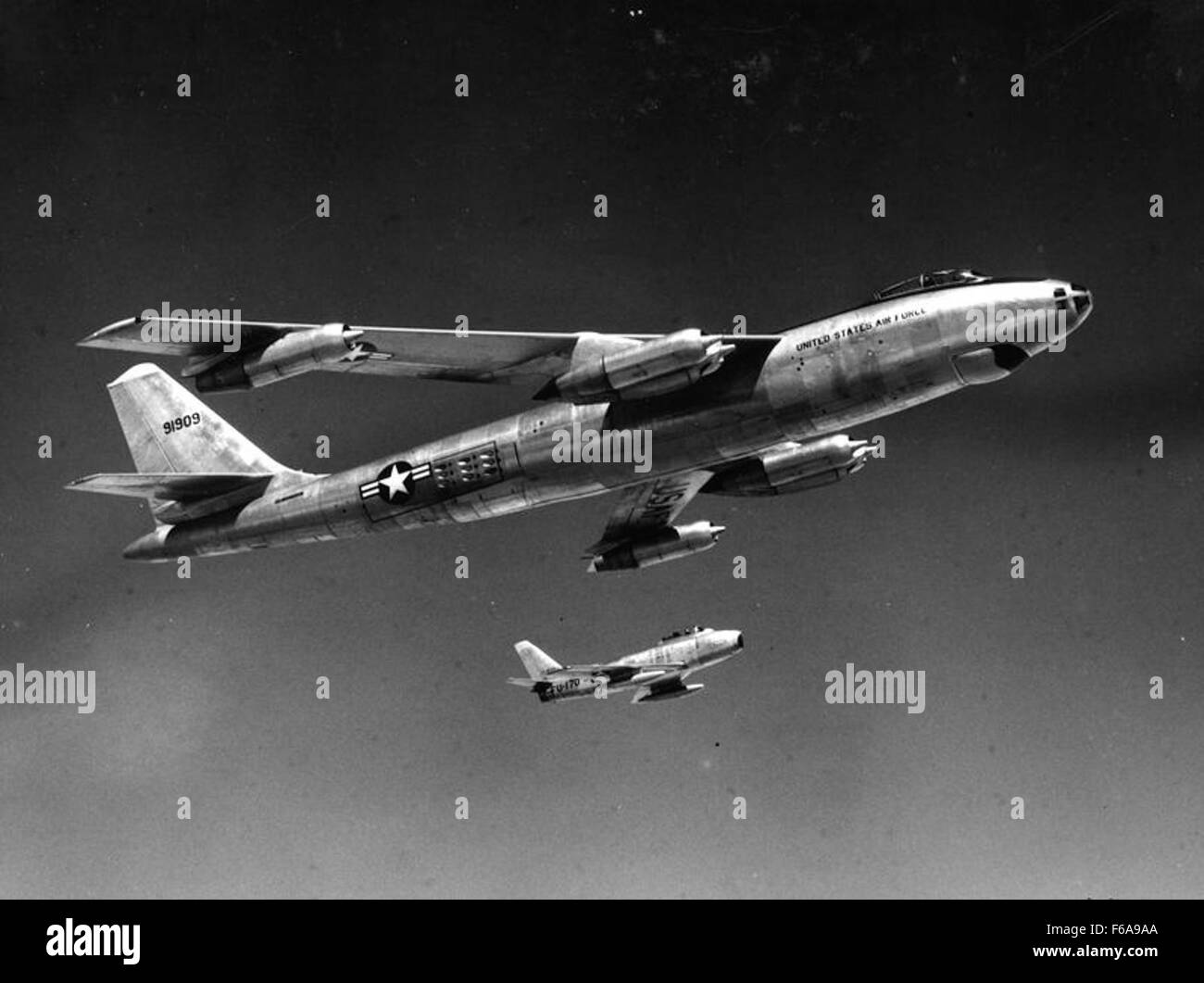 Boeing b 47 stratojet hi-res stock photography and images - Alamy