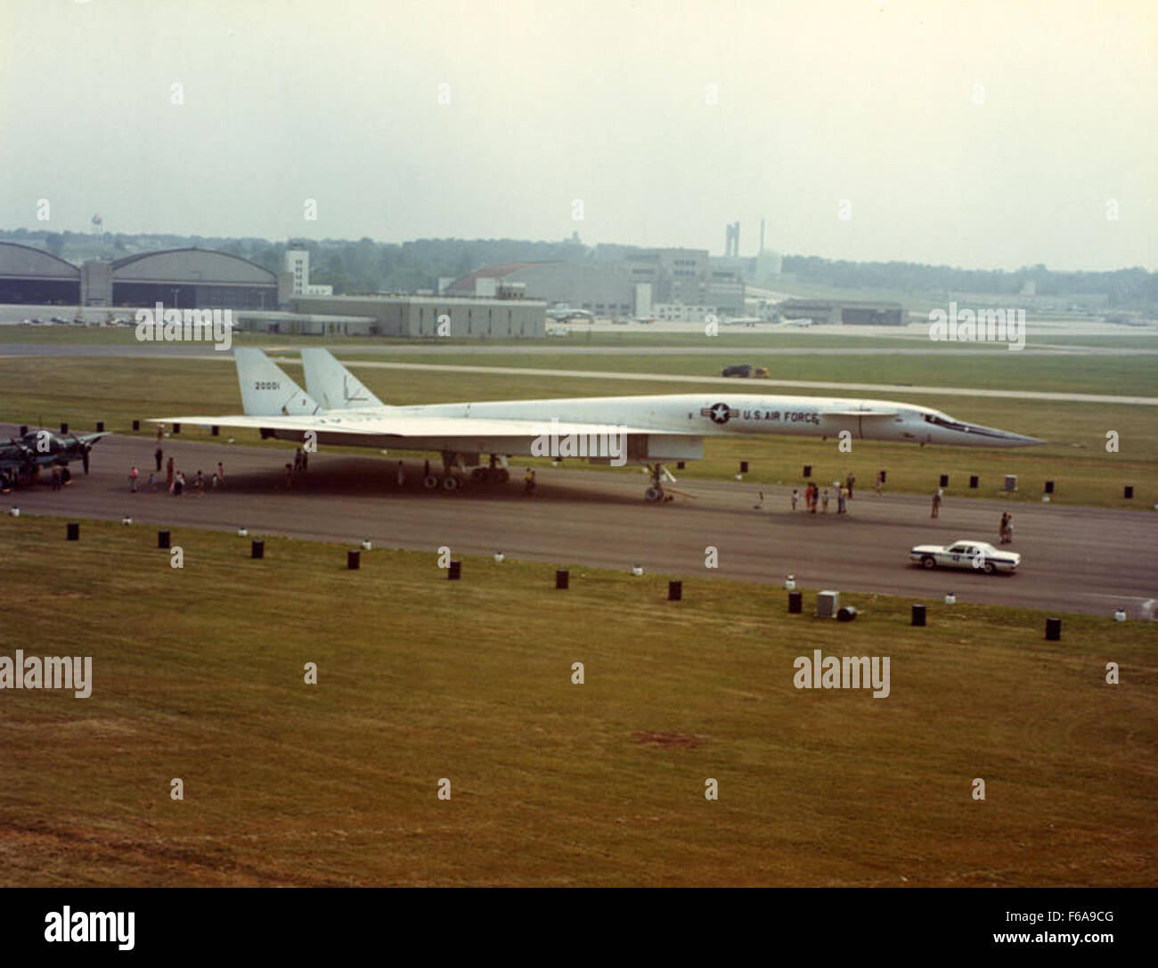 The B-70 Valkyrie, a high-speed, strategic bomber designed by North ...