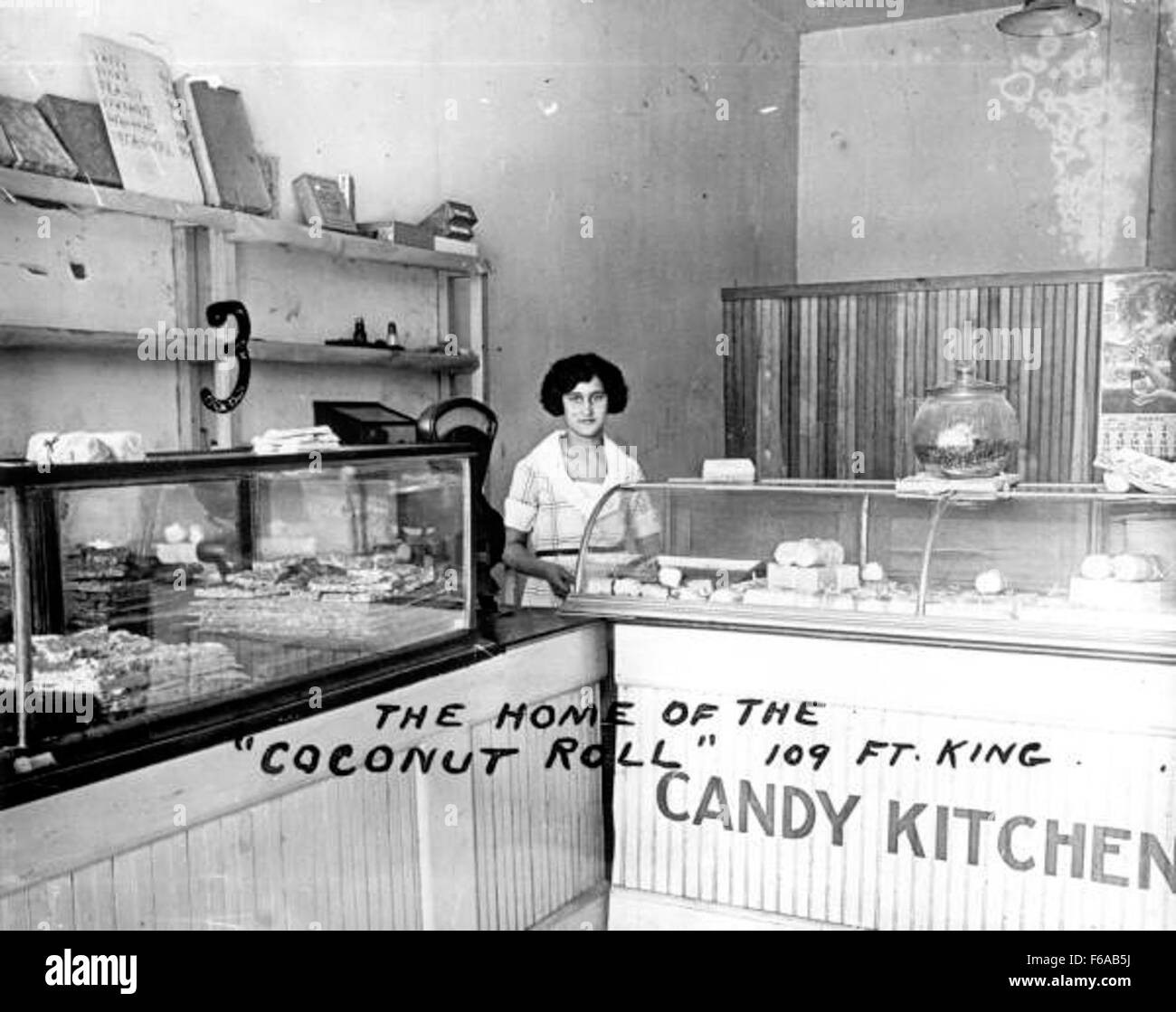 Interior design cozy kitchen Black and White Stock Photos & Images - Alamy