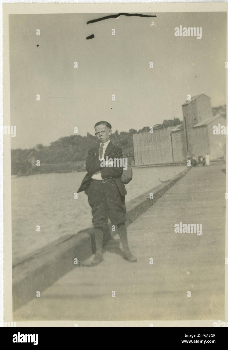Photograph from the 1920s depicting three women seated on the steps of ...
