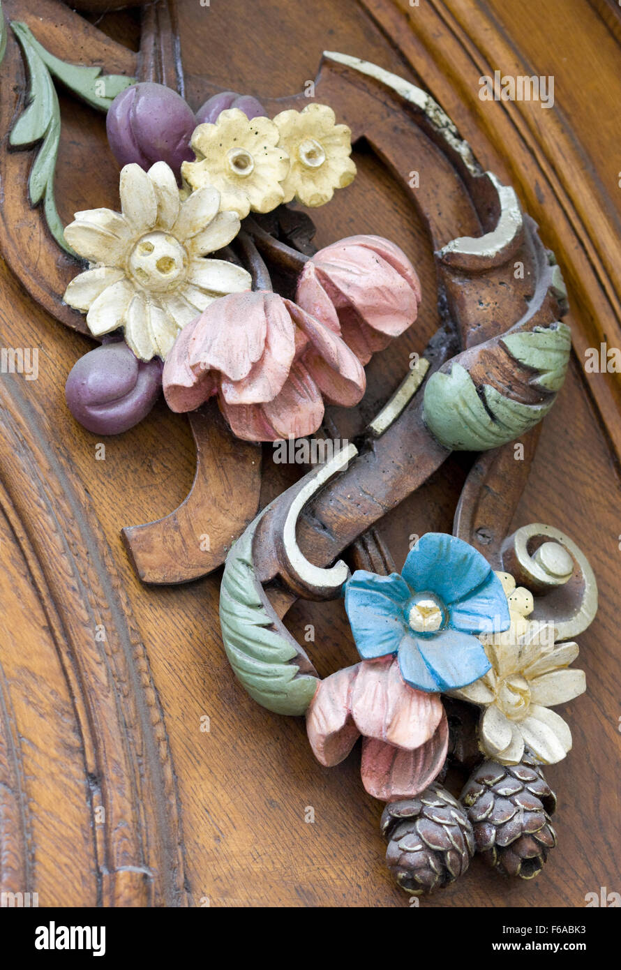 Decorative carpentry hi-res stock photography and images - Alamy