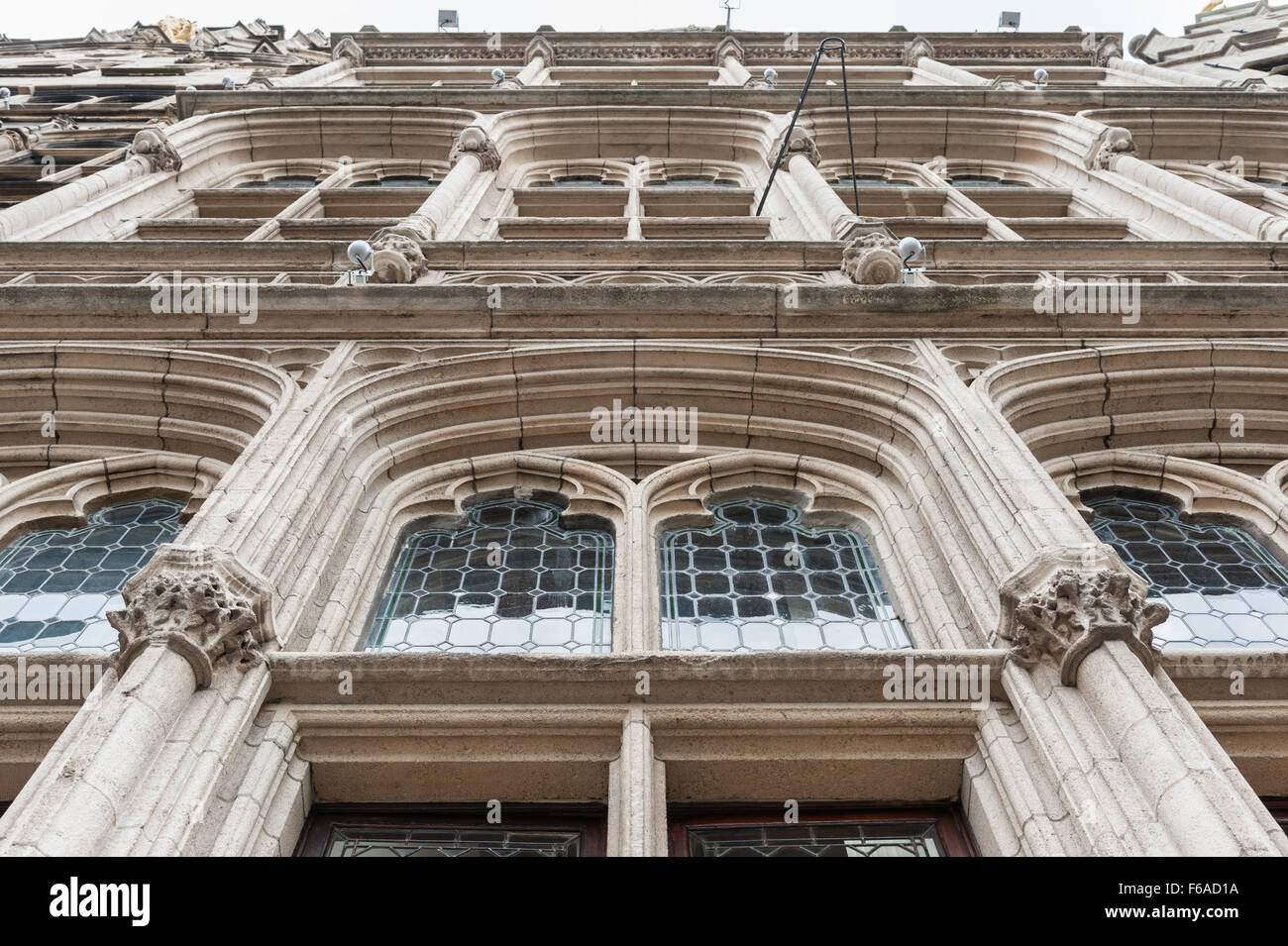 Guild hall building hi-res stock photography and images - Alamy