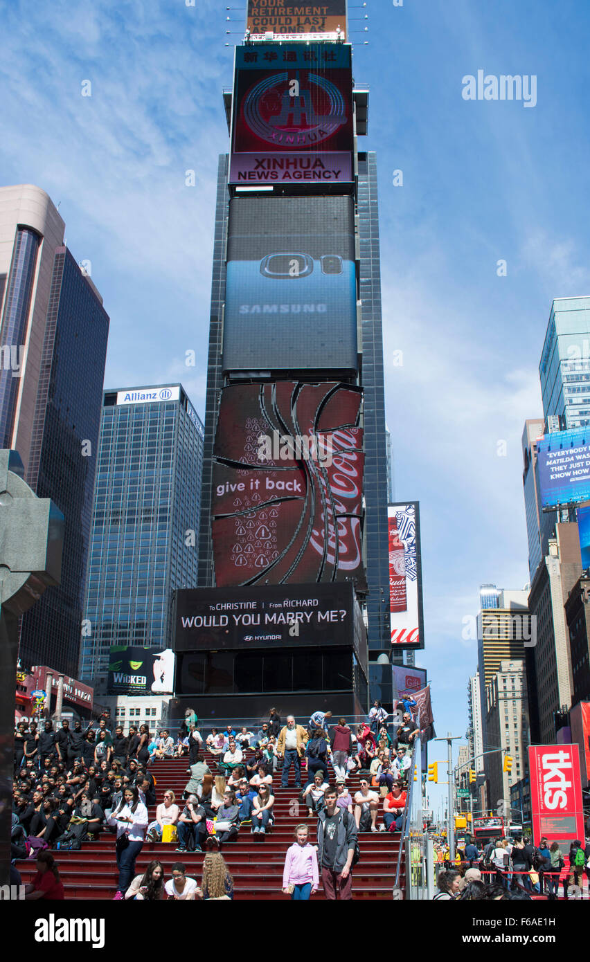 Times square, Manhattan New York Stock Photo - Alamy