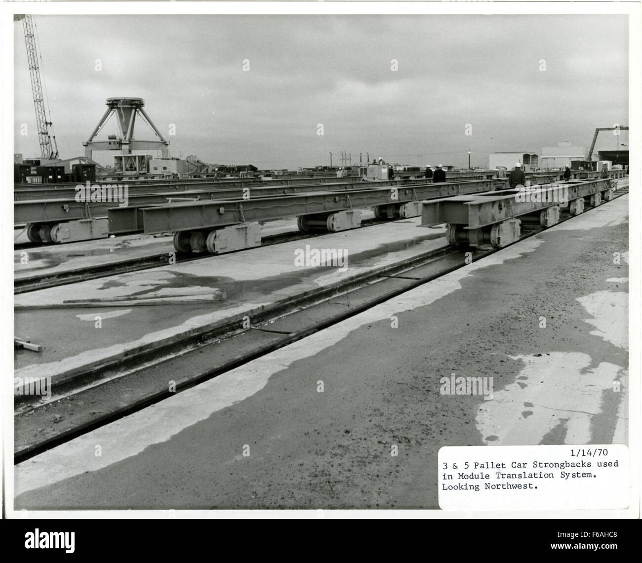 An image of '3 and 5 Pallet Car Strongbacks,' used in module ...