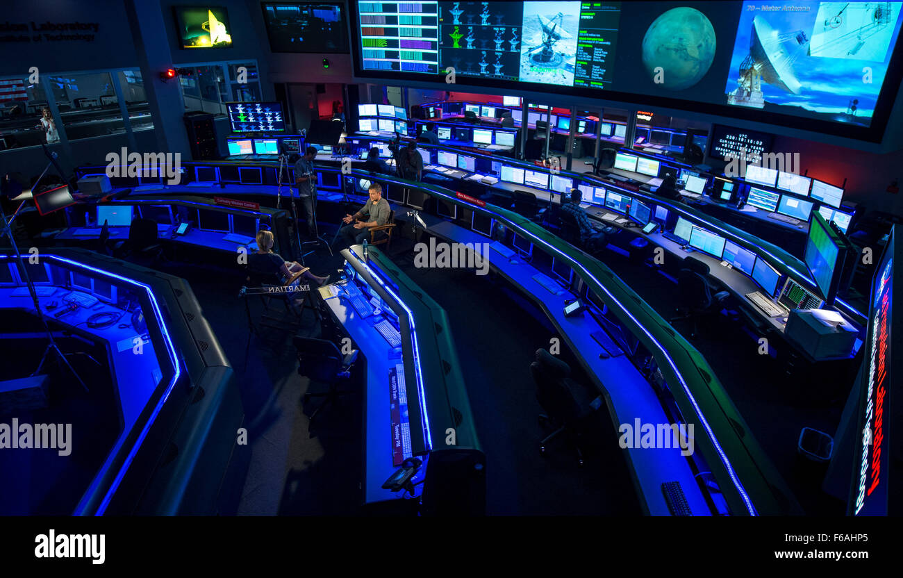 Actor Matt Damon, playing astronaut Mark Watney in 'The Martian ...