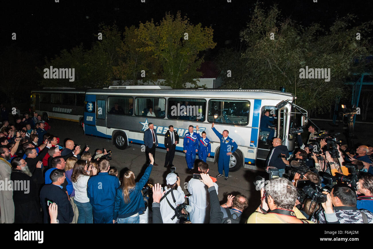 Expedition 41 Crew Departure Stock Photo - Alamy