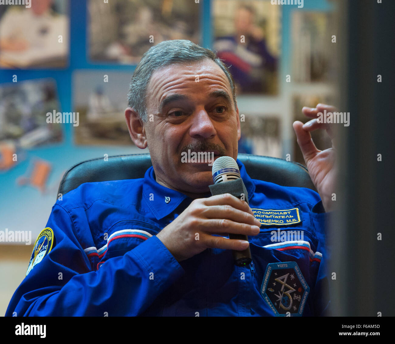 Expedition 41 preflight hi-res stock photography and images - Alamy