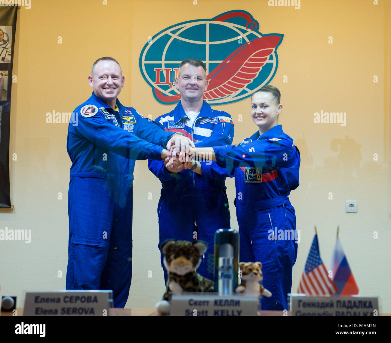 Expedition 41 preflight hi-res stock photography and images - Alamy