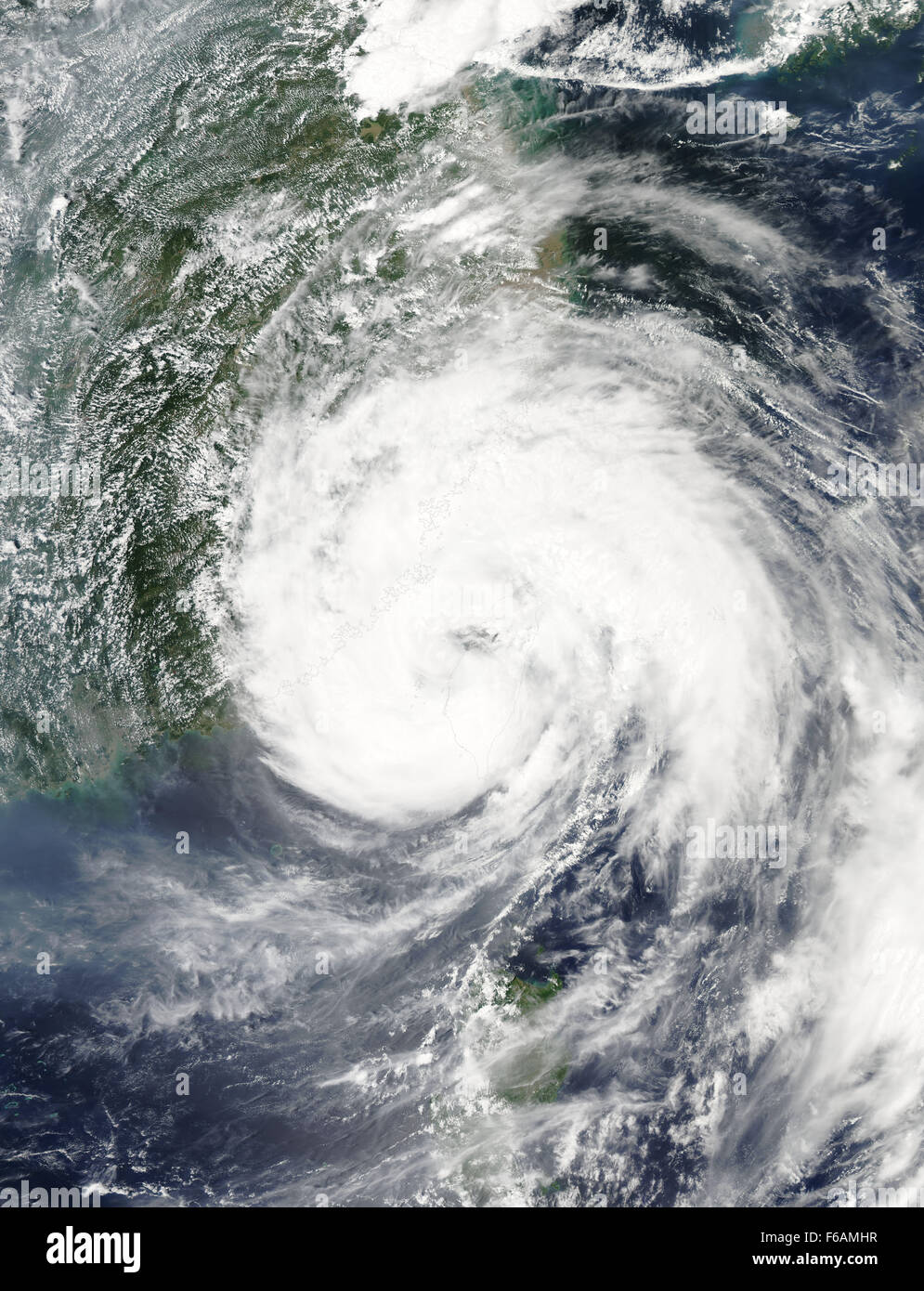 Eye of the cyclone hi-res stock photography and images - Alamy