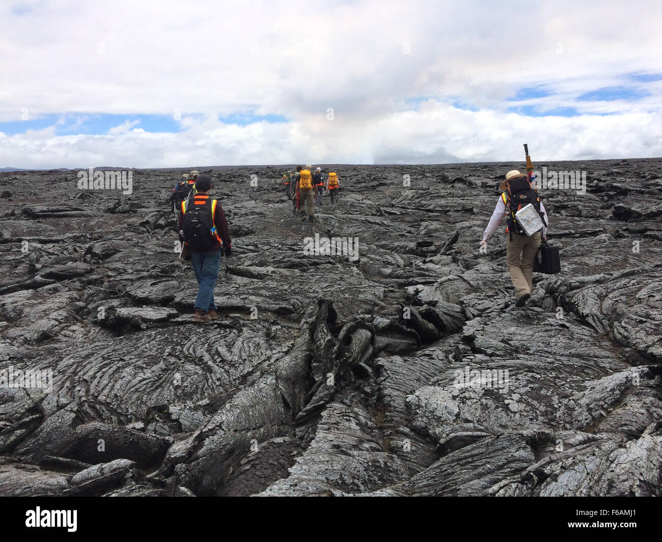 University students participate in a NASA-led field expedition to study ...