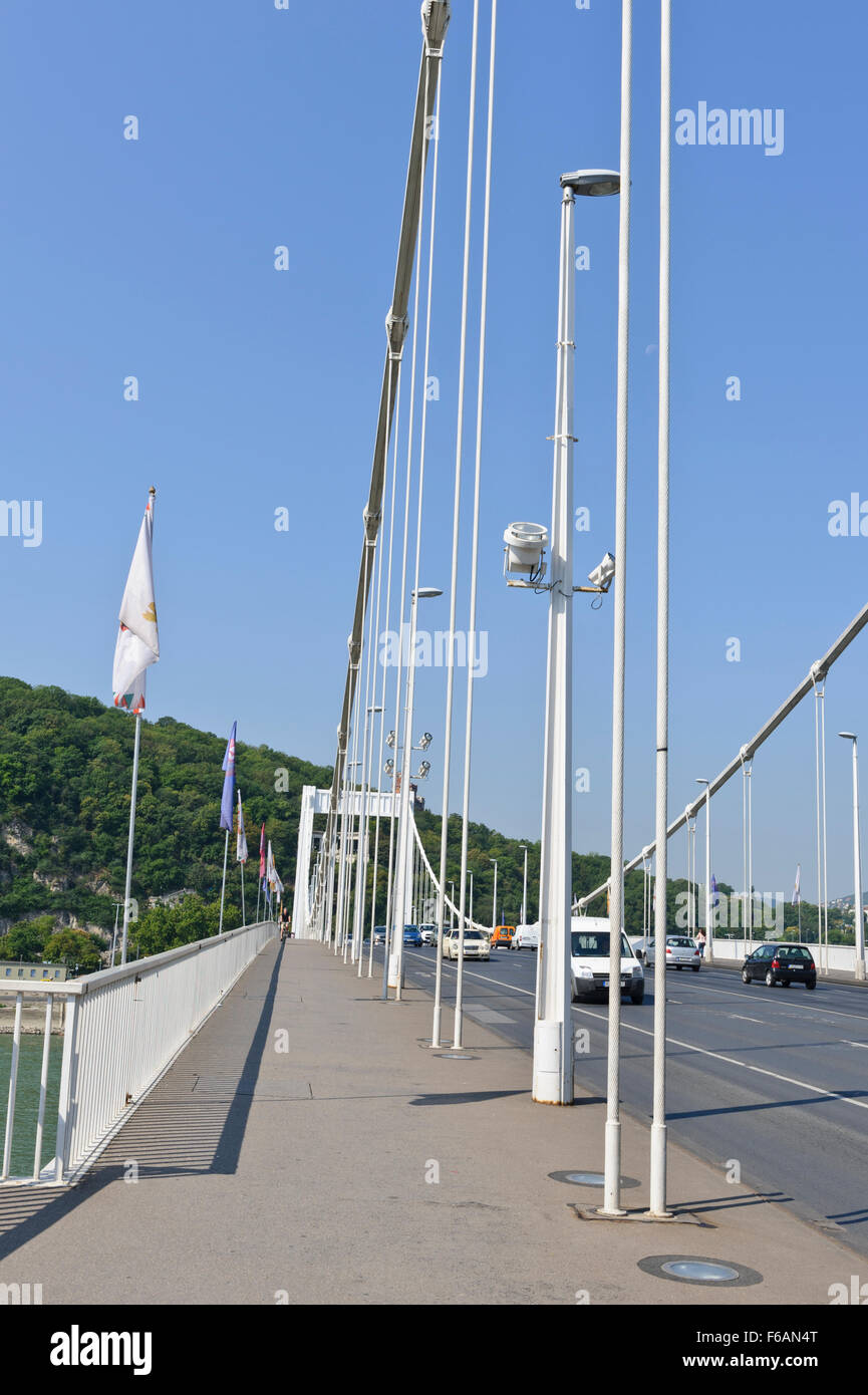 Elizabeth bridge budapest hi-res stock photography and images - Alamy