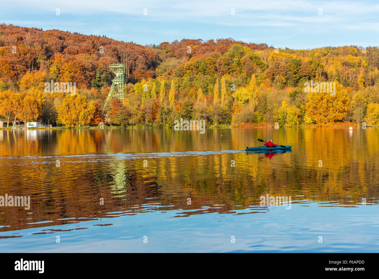 Baldeneysee lake, in Essen, Germany, fall, trees in autumn colors ...