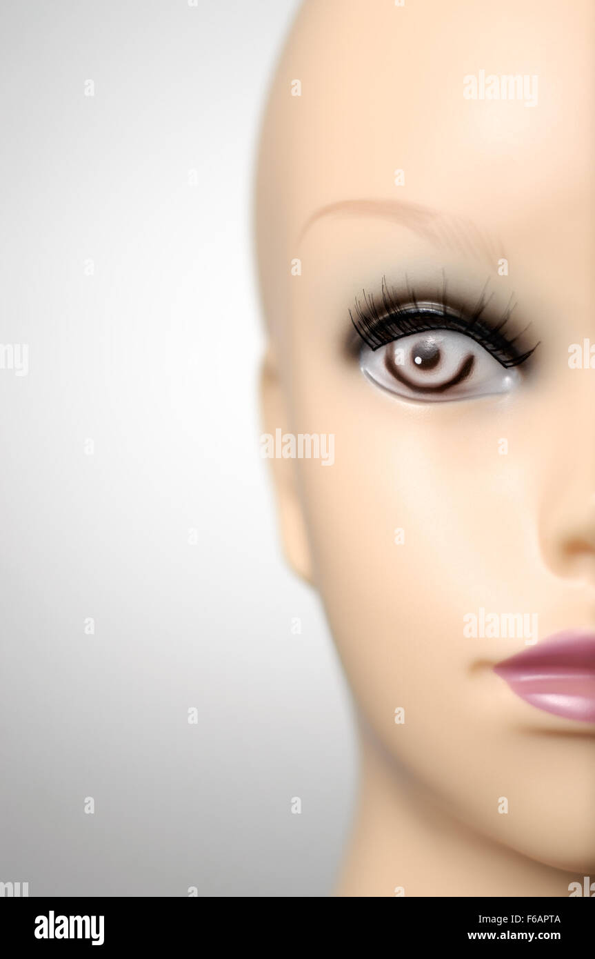Closeup of a female mannequin head Stock Photo - Alamy