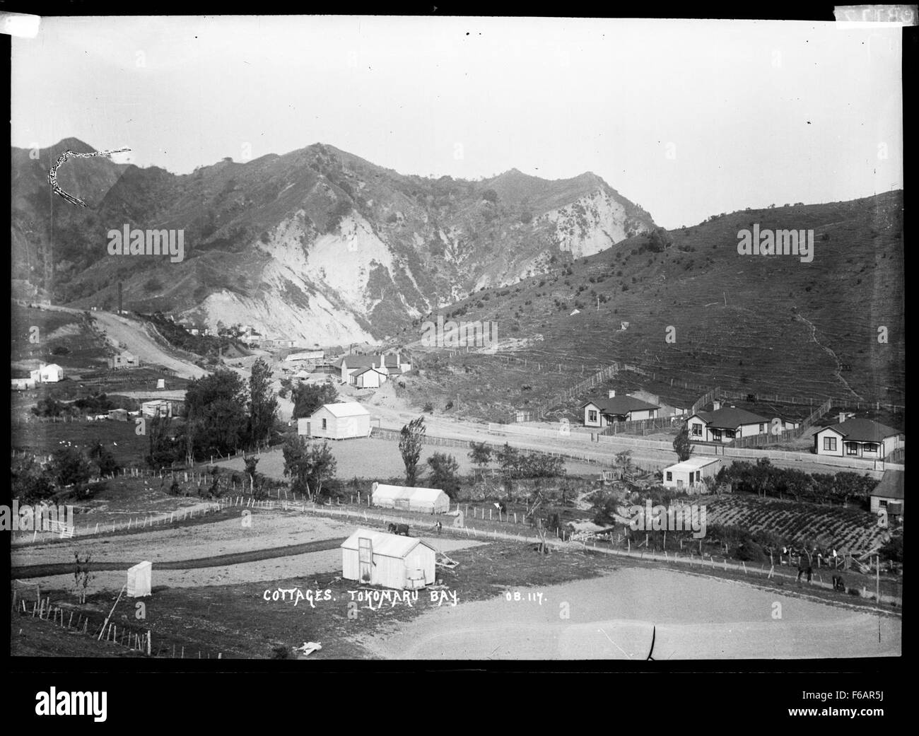 The ‘Road to Waima, Tokomaru Bay’ on the East Coast of New Zealand ...