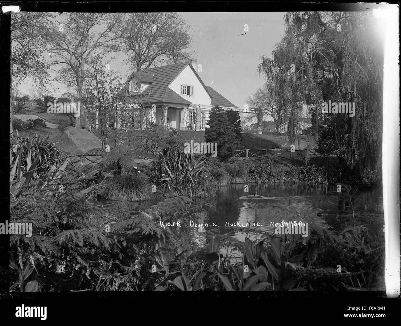 Tea Kiosk, Auckland Domain Stock Photo - Alamy