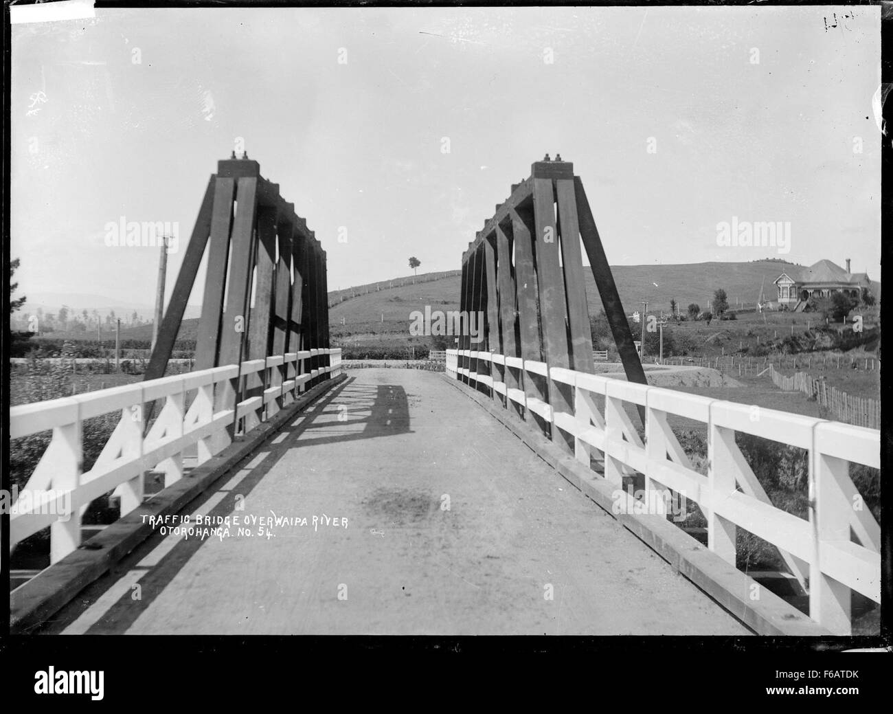 The traffic bridge over the Waipa River at Otorohanga in New Zealand ...