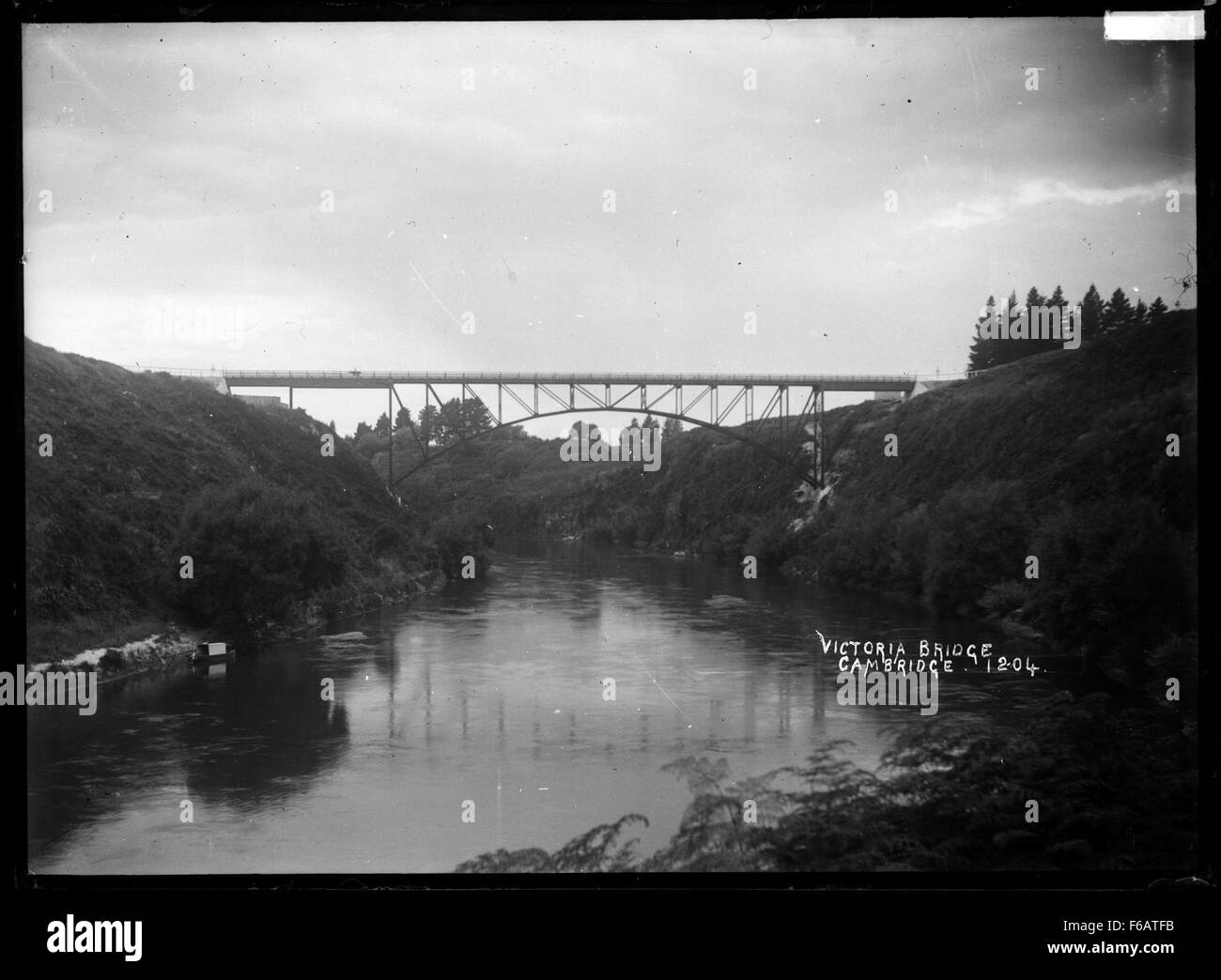 The Victoria Bridge, crossing the Waikato River at Cambridge, is ...