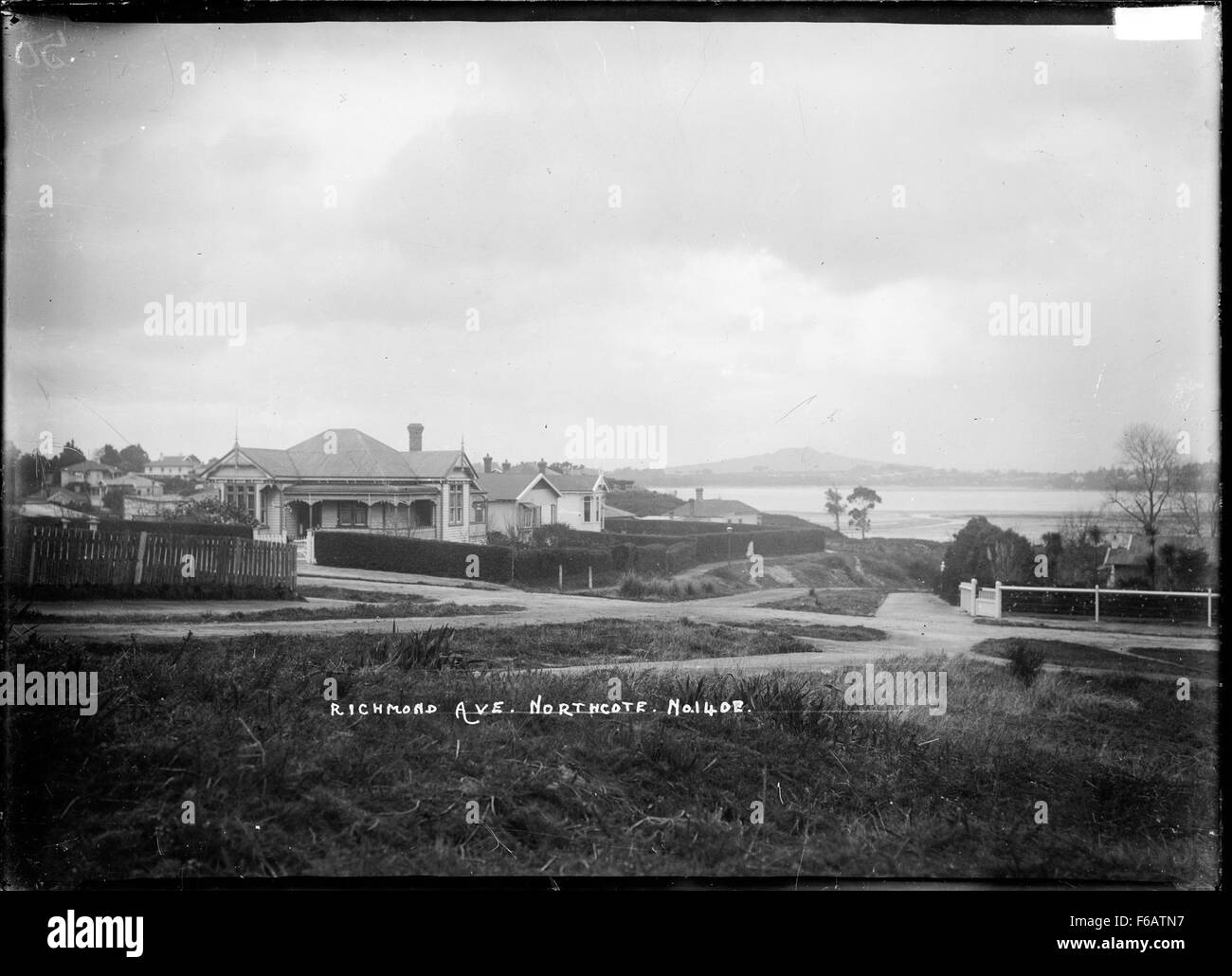 Auckland new zealand 1950s hi-res stock photography and images - Alamy