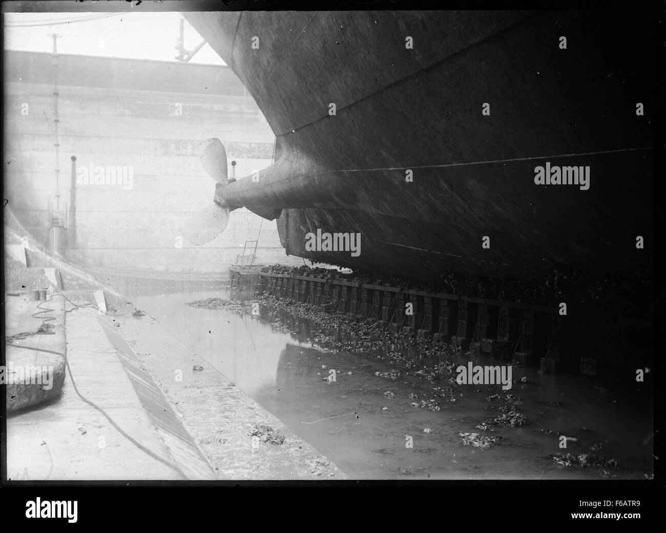 View of the hull of a ship looking towards a Stock Photo - Alamy