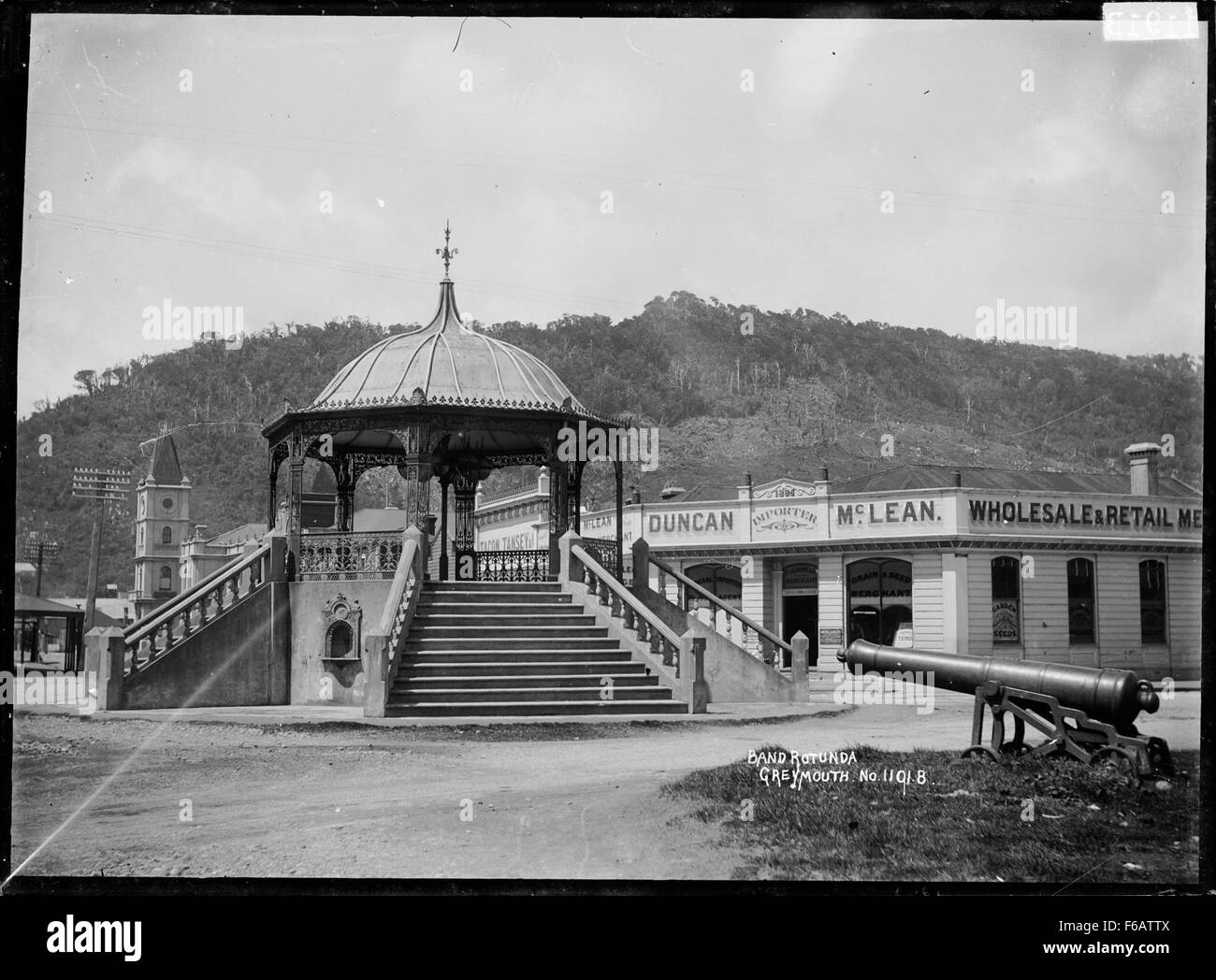 Band rotunda, new zealand hi-res stock photography and images - Alamy