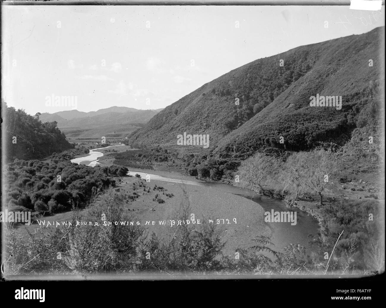 Waiaua River and new bridge, Bay of Plenty Stock Photo - Alamy