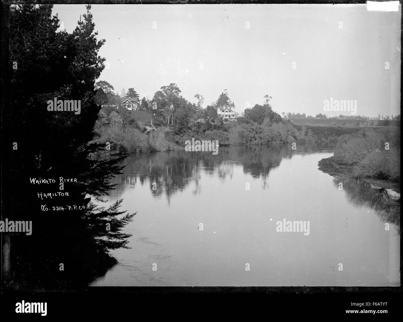Hamilton waikato river hi-res stock photography and images - Alamy