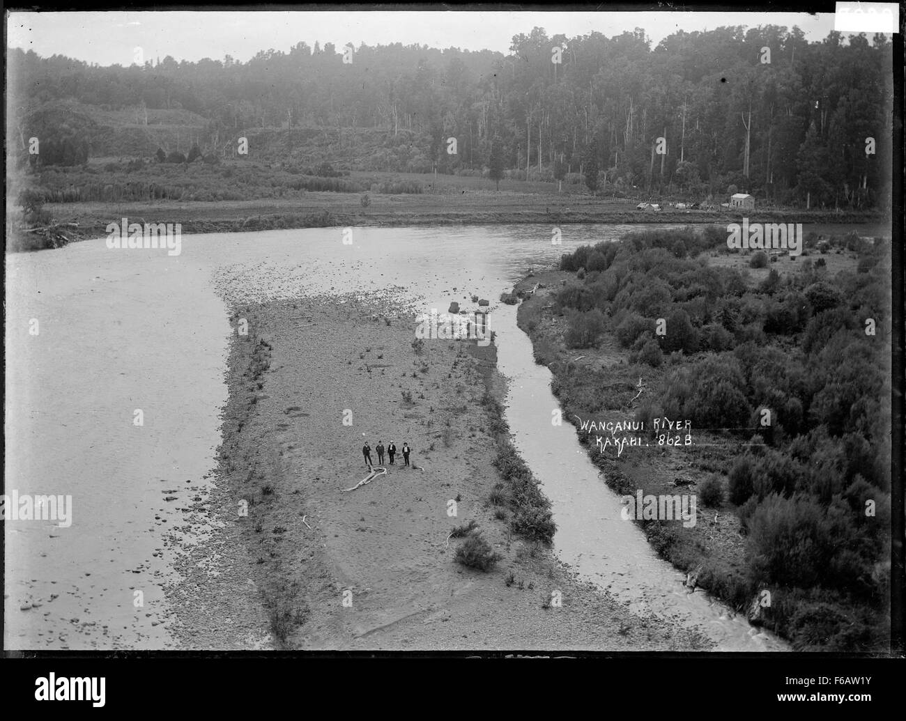 This photograph of the Wanganui River at Kakahi captures the serene and ...