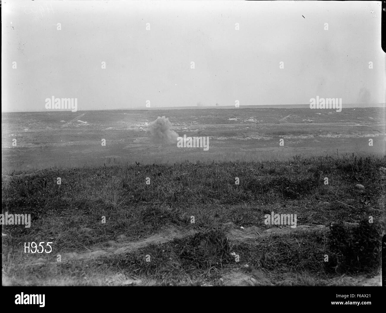 German shell bursting hi-res stock photography and images - Alamy