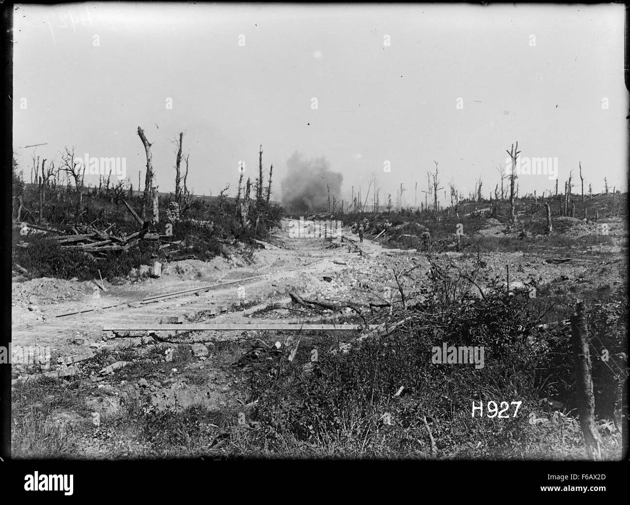 German shell bursting hi-res stock photography and images - Alamy